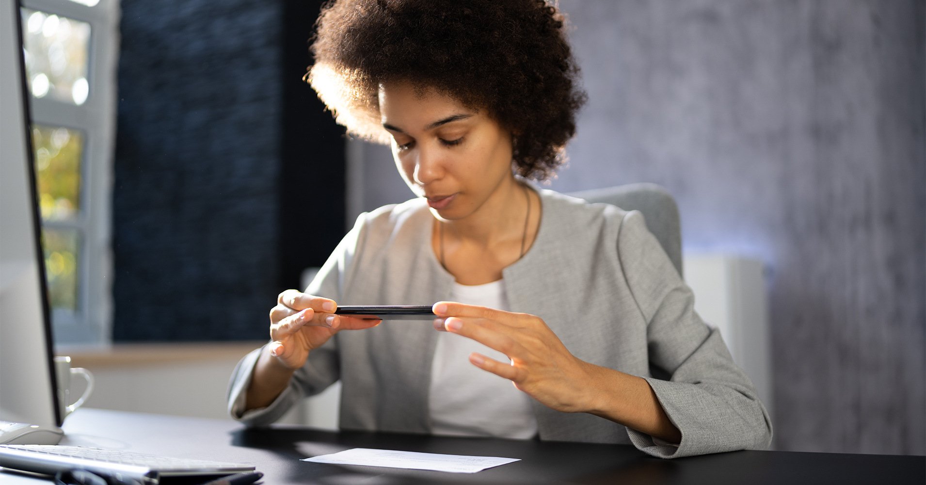 How to Make a Mobile Check Deposit in 7 Simple Steps - Radiant Credit Union